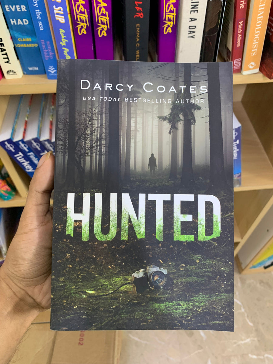 Hunted by Darcy Coates (Original Imported Edition) – Booklify